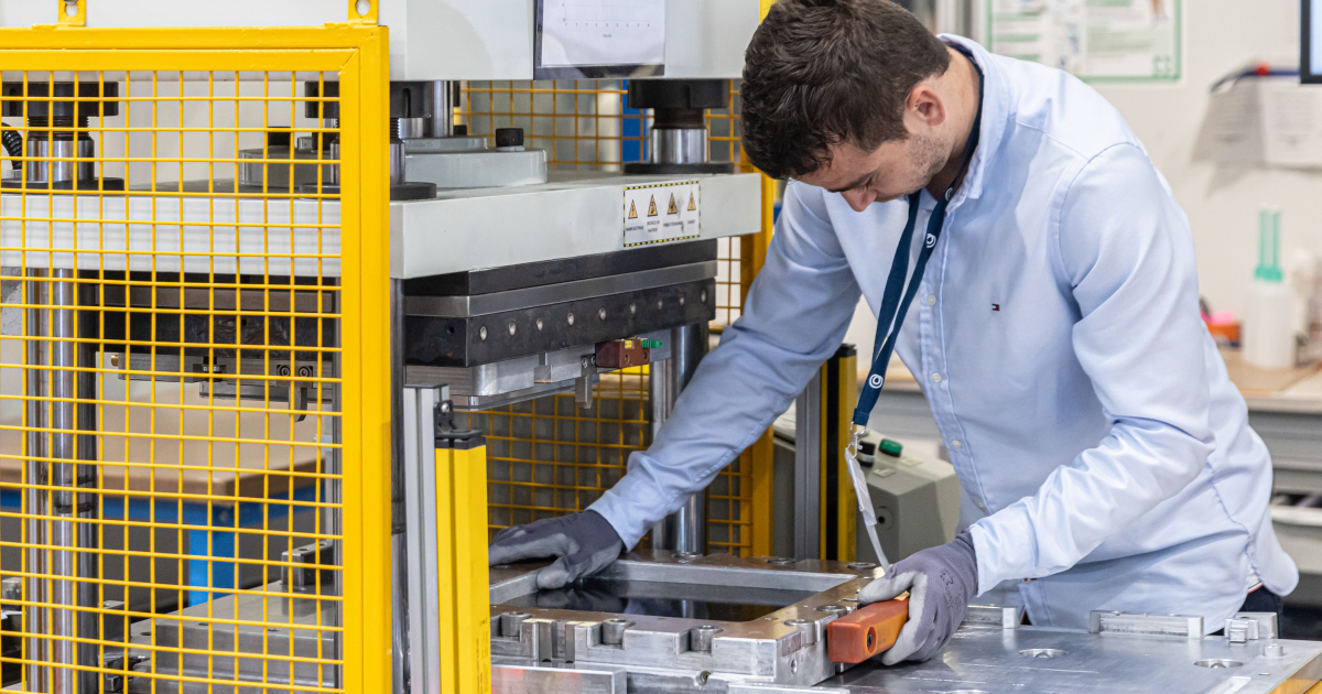 Fairmat industrialise le recyclage de la fibre de carbone dans son ...