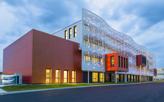 De la forge familiale aux bâtiments modulaires, Cougnaud grandit sans cesse